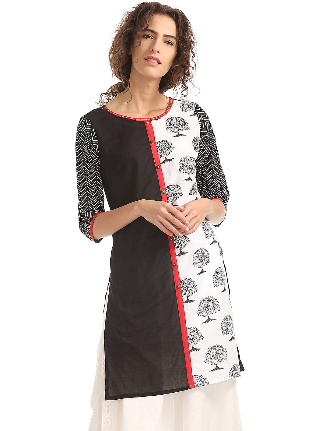 Buy Karigari Mock Placket Combination Print Kurta - NNNOW.com